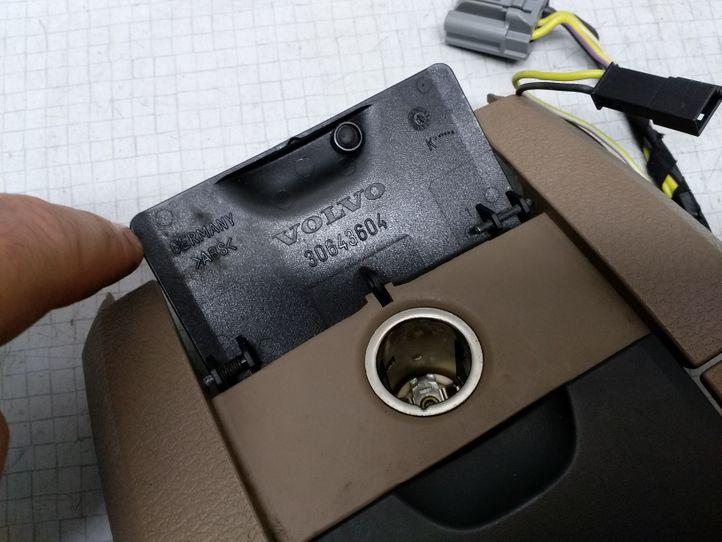 VOLVO V70 I (LV) Center Console Trim 30643877, 30643800 18017210 - Used ...