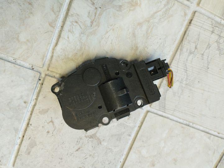 MERCEDES-BENZ S-Class W221 (2005-2013) Interior Heater Flap Motor ...